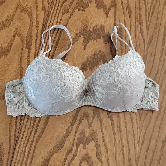 Victoria's Secret | Intimates & Sleepwear | Very Sexy Bra By Vs Lace ...